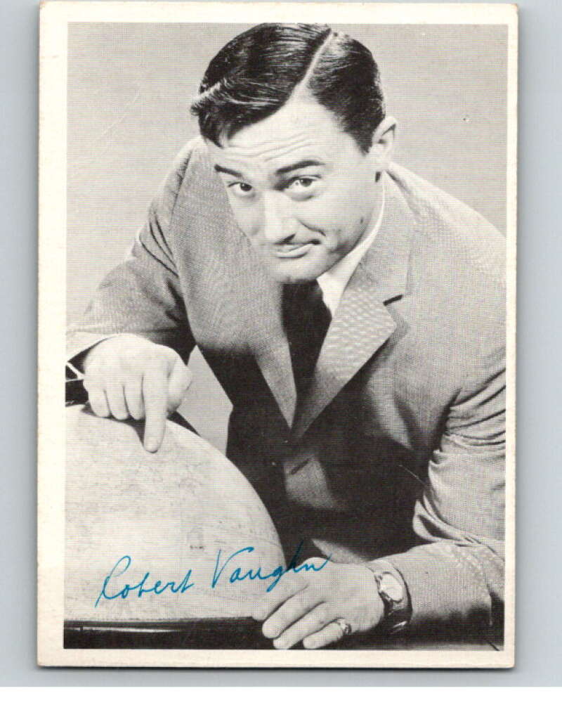 1965 Topps Man From Uncle #51 Napolean Solo pointing.. V68698 – Hockey Card World Inc